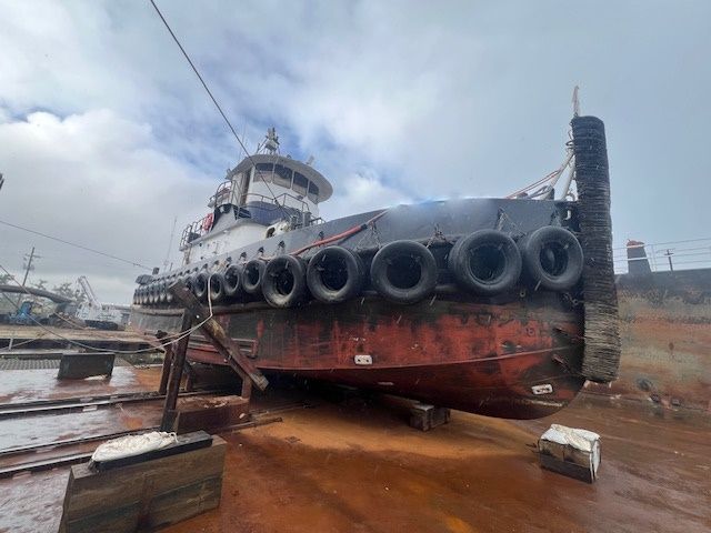 Push Boats & Tug Boats For Sale - Lee Felterman & Assoc