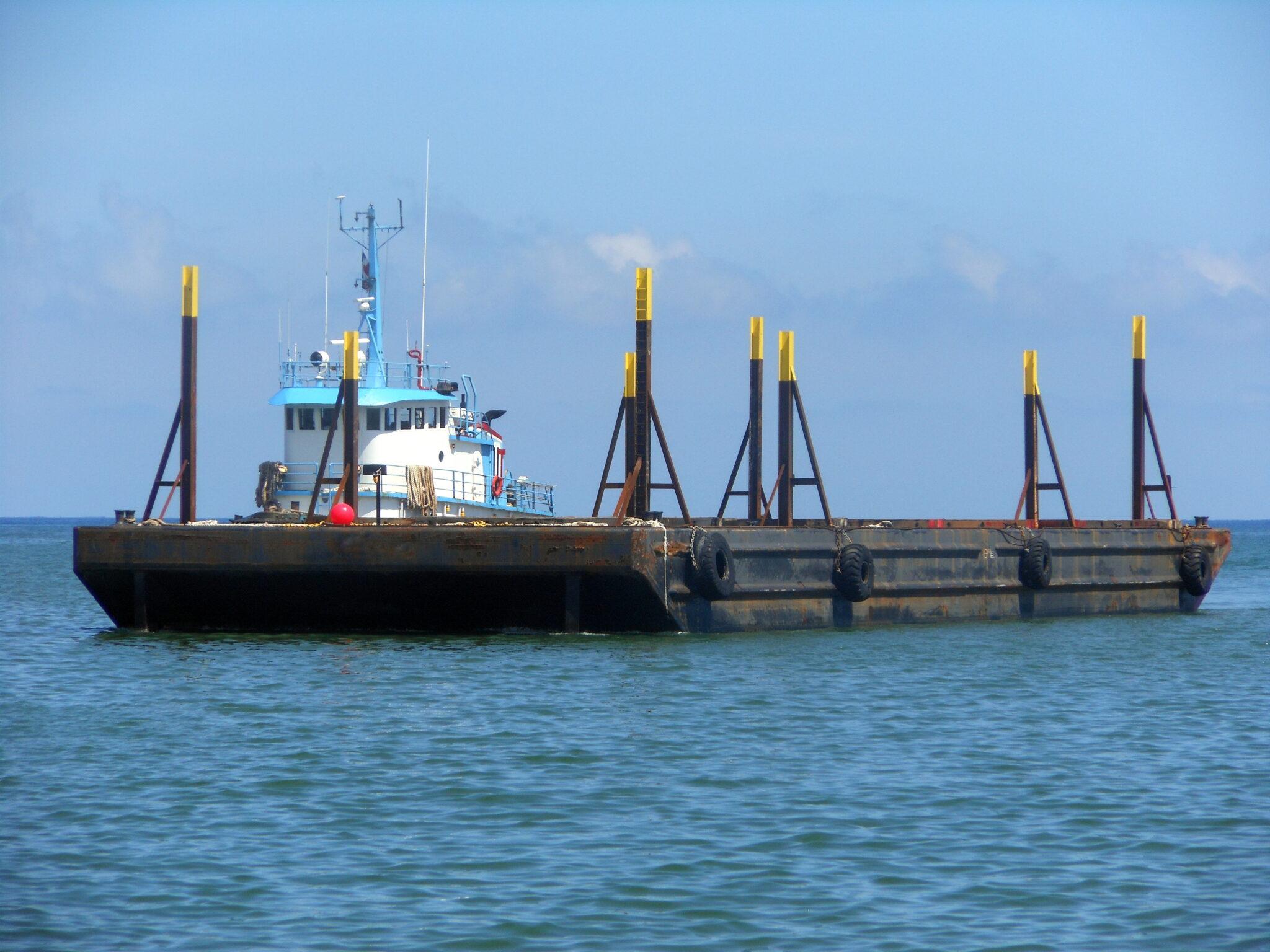 Barge 411 (SOLD) - Lee Felterman & Assoc